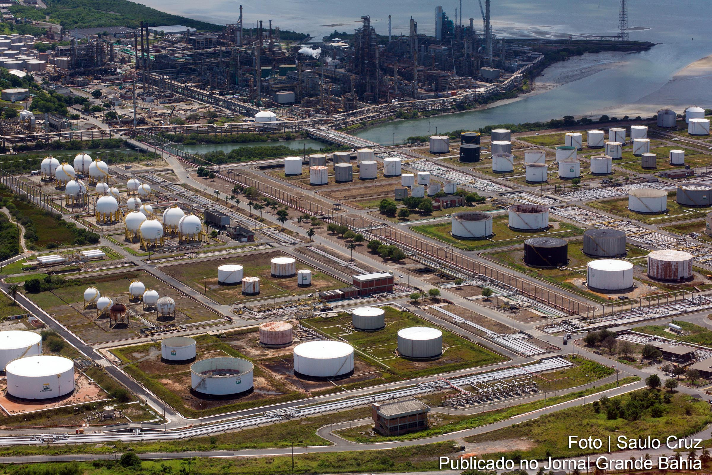 Petrobras aprova venda da Refinaria Landulpho Alves; Unidade industrial ...