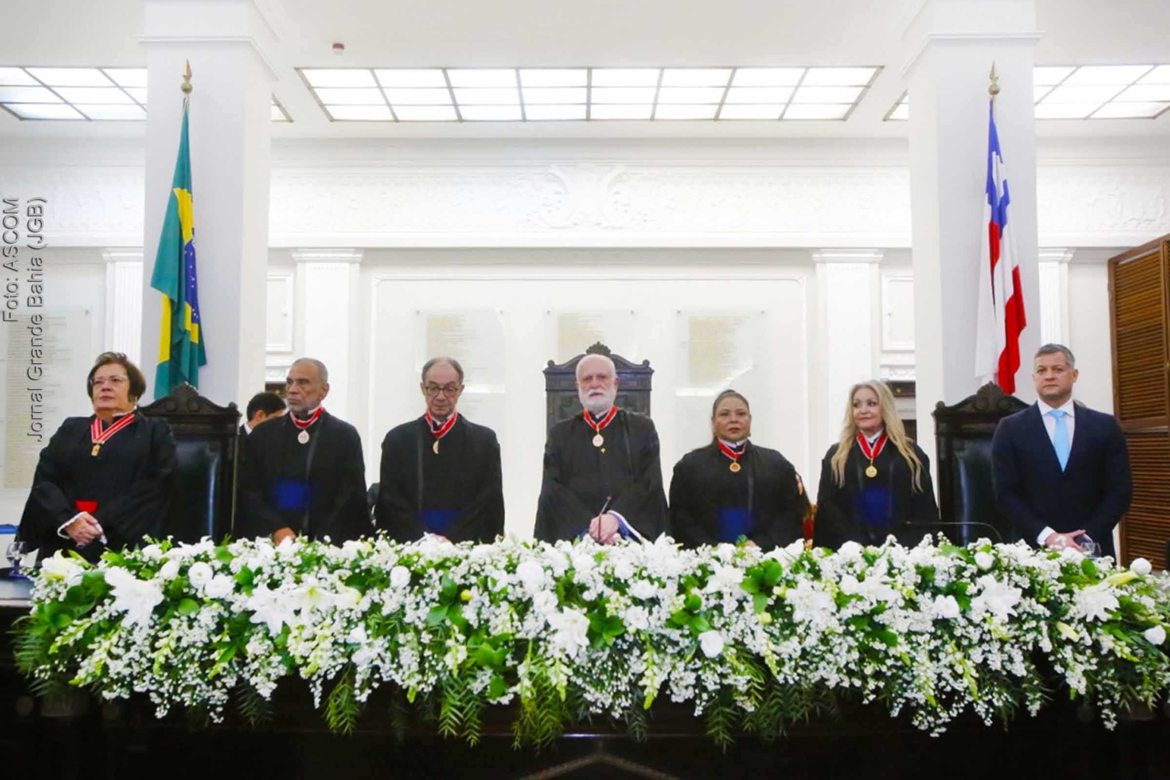 Medalha do Mérito Judiciário é outorgada pelo TJBA aos desembargadores ...
