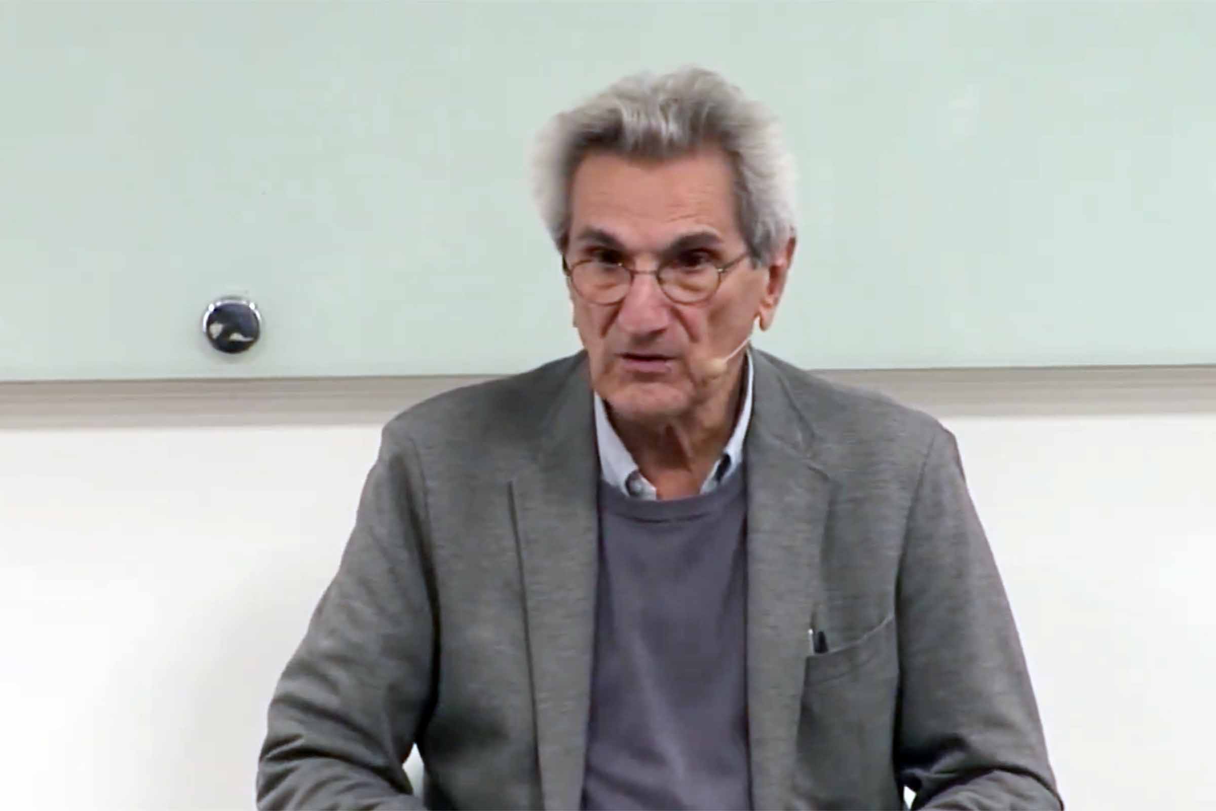 Filósofo Antonio Negri comenta sobre comunismo e avalia falhas da ...